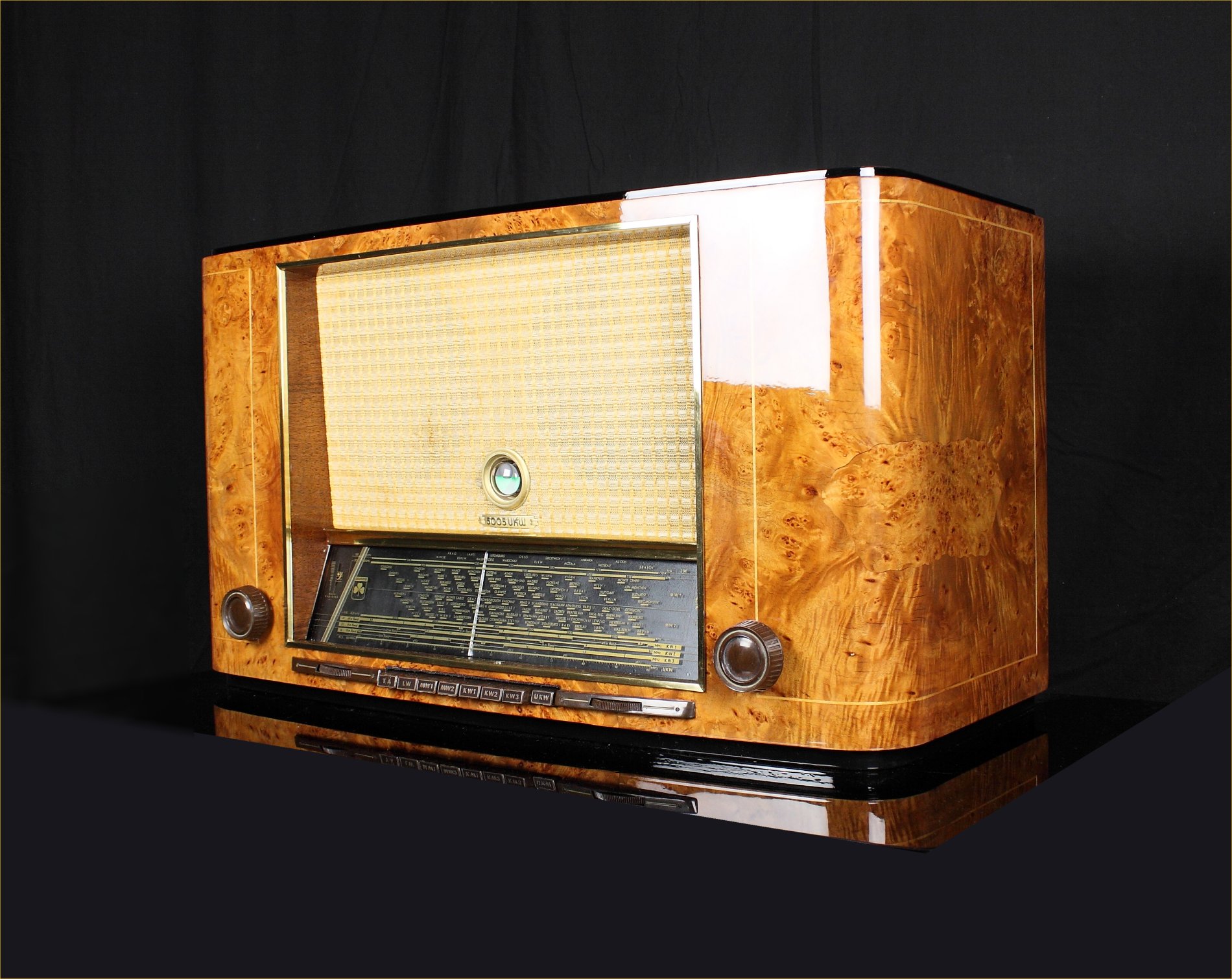 Grundig 5005W enhanced – Luxuryradios – Restauro radio e Hi-Fi d'epoca