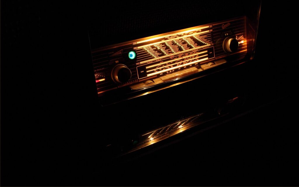 GRAETZ Sinfonia 522– Luxuryradios – Vintage radio and Hi-Fi restoration